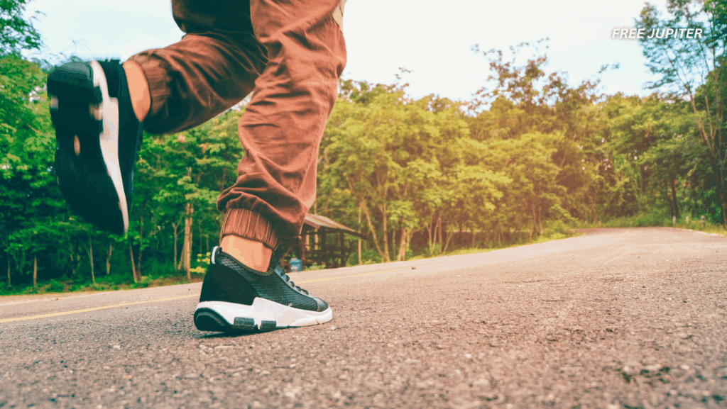 People Who Walk Fast Usually Have These 8 Surprising Personality Traits